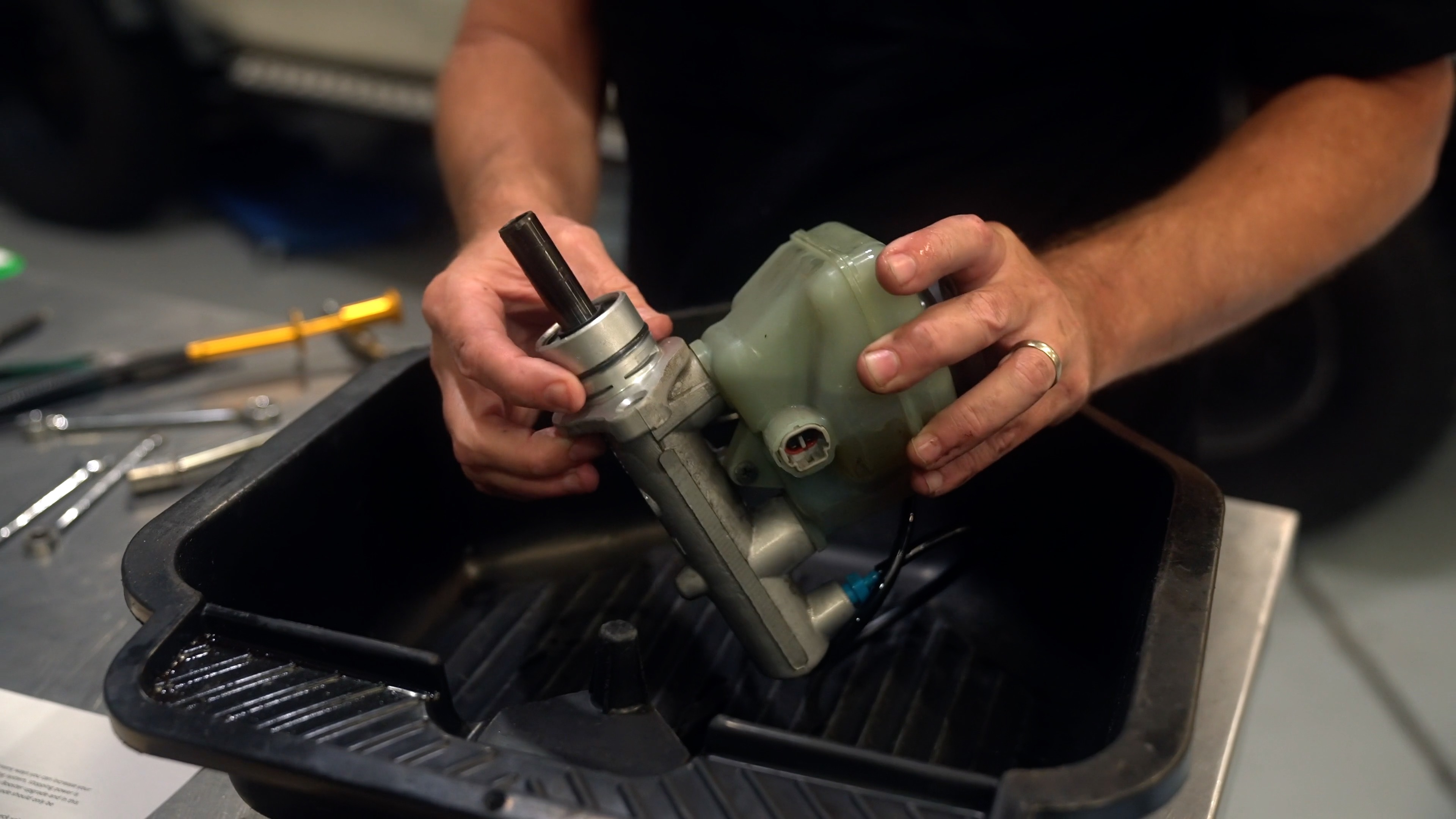 Installing the LandCruiser Bendix Ultimate 4WD Brake Booster Upgrade ...