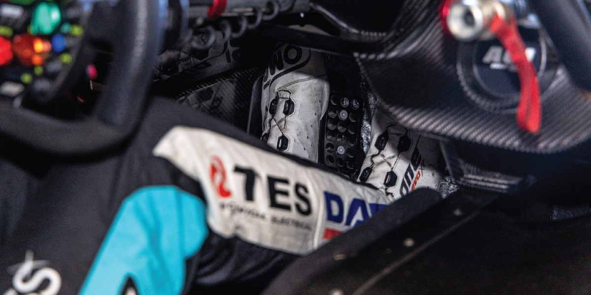 Left foot braking yes or no? Thoughts from Bendix Racing | Bendix Brakes